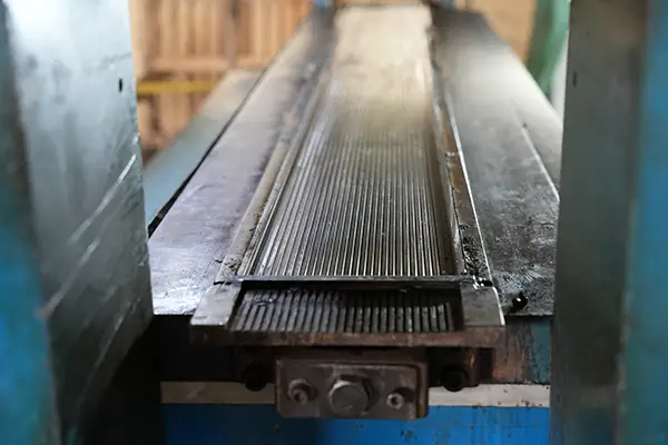 RUBBER PADS| the Role of Rubber Pads in Rail Systems